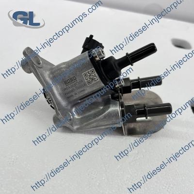 China Urea Injection Dosing Module Urea Nozzle 0444043044-LW 202V27120-0008 YS01557 201113 For SITRAK C7H C5H for sale
