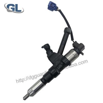 중국 히노 P11C 23670-E0351 고벨코 SK450을 위한 뜨거운 살레 연료-커먼 레일 분사기 디젤 엔진 095000-5215 판매용