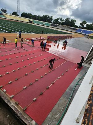 중국 빨간 반조선 달리기 트랙 날씨 저항성 판매용
