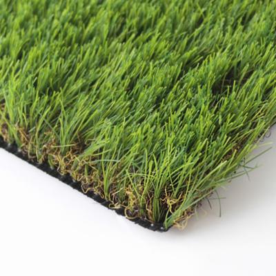 China Kunstgras voor tuinversiering Fake Grass Synthetisch Gaas UV-bestand Gemakkelijk te installeren Te koop