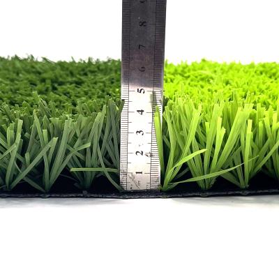 China Customizable 40-60mm Artificial Grass with 8 Years Lifespan and 3/8 Inch Gauge for Sports Fields for sale