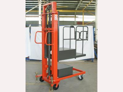 China Semi-Electric Order Picker Capacity 300kg for sale