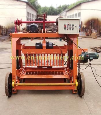 China Bloque famoso del cemento de la postura de la marca 4-45 que hace la máquina para la venta caliente en el mundo en venta