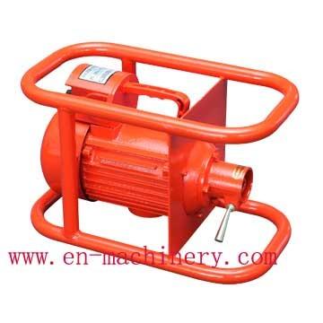 China Vibrador de encaixe bonde para o motor concreto com a agulha do eixo do pôquer da mangueira flexível à venda