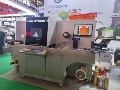 China Digital Roll Wine Paper Label Custom Sticker Varnishing Foil Stamping Machine for sale