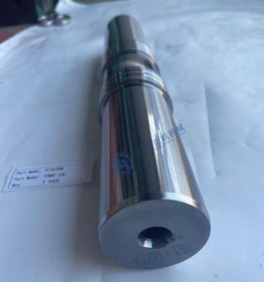 China Unterbrecher-Hammer-Kolben Toku TNB2E 3E 4E 4M 5M 6E 6M hydraulischer Felsen-7E für Baumaschinen-Bagger Spare Part zu verkaufen