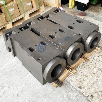 中国 Furukawa HB30G の掘削機の油圧ブレーカ Sprare はシリンダー ヘッドシリンダー フロント ヘッドを分けます 販売のため