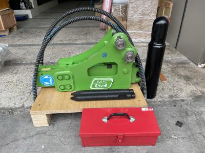 Chine SB81 SB70 SB43 SB50 SB60 SB10 Pièces d'excavatrice Accessoires Accrochage Côté Type Casse-marteau hydraulique à vendre