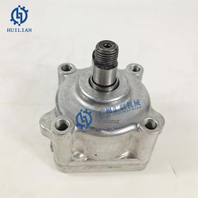 China Kubota Engine Oil Pump D750 D850 V2203 V2403 Excavator Oil Pump Assembly 15261-35010 1526135010 15471-35013 for sale
