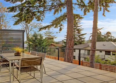 China New design stainless steel wire rope railing system with Glass certificate for sale