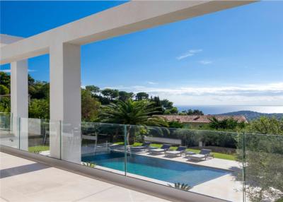 China Steel railing designs for balcony and U channel glass railings / glass balustrade for sale