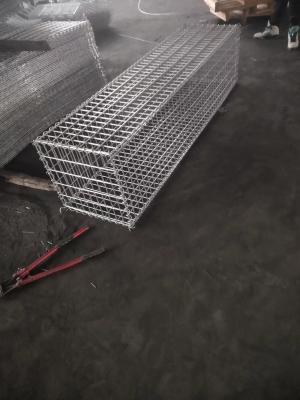 Cina Il gabbione galvanizzato del filo di acciaio i reticolati di saldatura altezza di 2m - di 0.5m in vendita