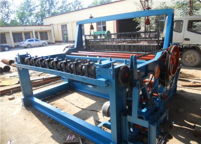 Cina Hydraulic Power Supply Crimped Wire Mesh Making Machine Without Selvage in vendita