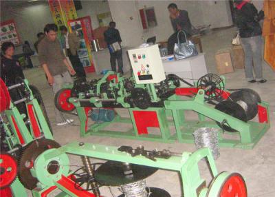 Cina Singolo diametro del filo del risparmio di energia 60kg/h 2.6mm della macchina del filo spinato del rasoio di torsione in vendita
