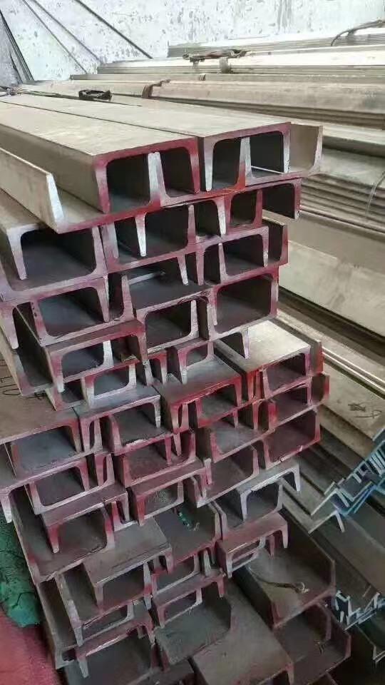 High Quality Galvanized C Purlin Carbon Steel Channel Sizes Structural Steel C Channel Price