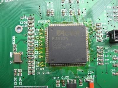 China A3P250-VQ100M de Spaander van Low Power Chip High Performance FPGA Te koop