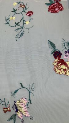 중국 누드 메쉬에 수 놓은 레이스, 로맨틱하고 섬세한 봄 갈라 드레스용 원단 판매용