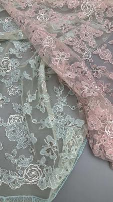 중국 잎사귀 모양의 프랑스 자수 레이스, 섬세한 실 자수, 디자이너 스타일의 이브닝 웨어를 위한 부드러운 메쉬 판매용