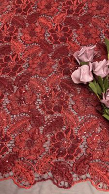 중국 잎사귀 붉은색 자수 스팽글 메쉬 원단 깃털처럼 가벼운 럭셔리 원단 에테르 카펫 드레스용 판매용