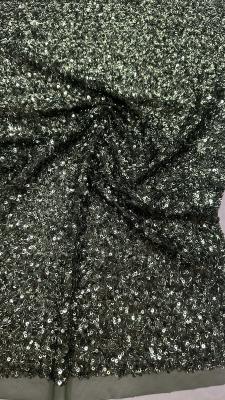 중국 파티 드레스를 위한 스팽글 자수 원단 100% 폴리에스터 복잡한 원단 판매용