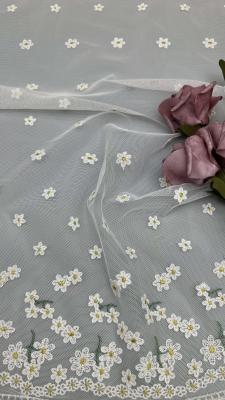 중국 화이트 레이스 자수 레이스 맞춤 디자인 메쉬 럭셔리 고품질 가운 판매용