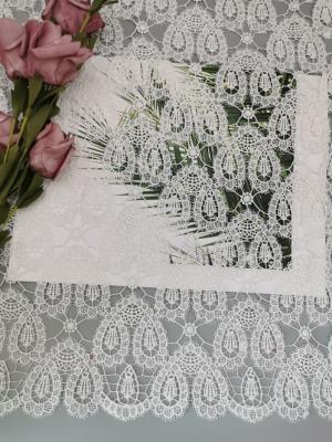 Cina Pizzo chimico del vestito da sposa dal tessuto del pizzo all'uncinetto del ricamo del modello del cuore in vendita