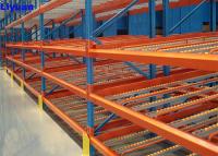 China Warehouse Picking System Case Carton Flow Rack With Plastic Gravity Roller Track for sale