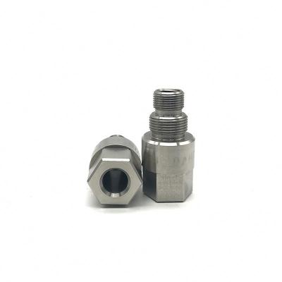 China Roestvrij staal die 0.01mm Precisiecnc Draaiende Delen plateren Te koop