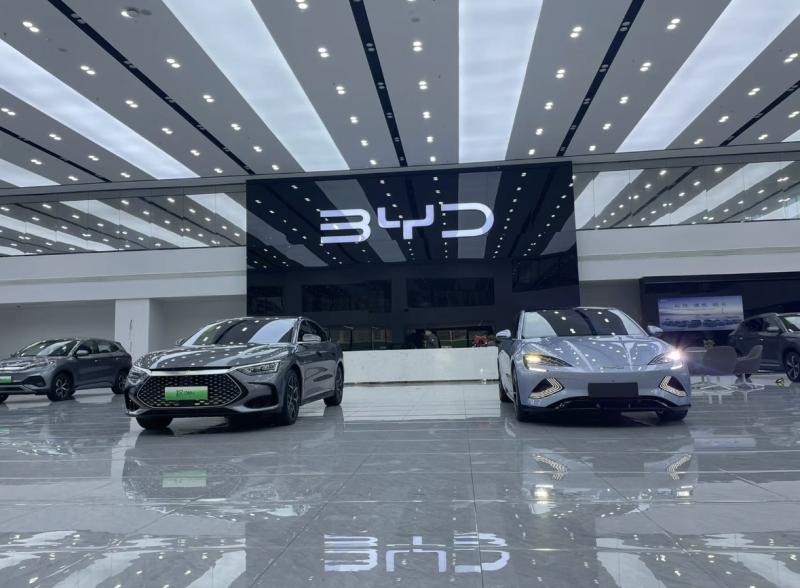 Zhengzhou Qingxing Automobile Service Co. , Ltd.