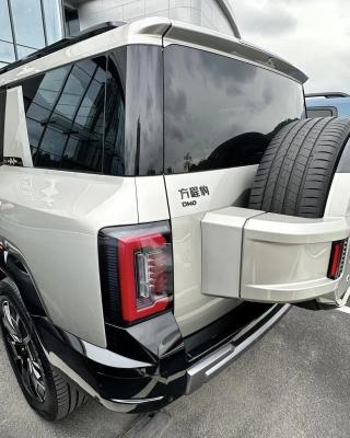 Chine 25 modèles de Formule Léopard 8 Zhiyong véhicule tout-terrain 5 portes 7 places Huawei Qiankun Zhijia ADS et vitesse maximale de 180 km / h BYD Auto à vendre