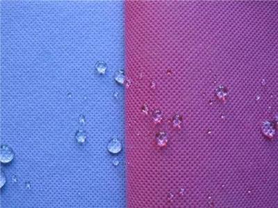 中国 感じ柔らかいSMSの非編まれた生地の医学の使い捨て可能な通気性の防水 販売のため