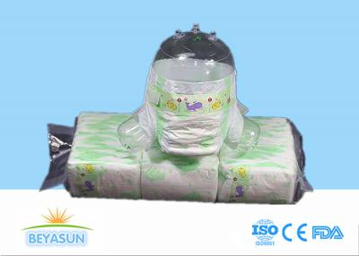 中国 魔法の使い捨て可能な赤ん坊のおむつの綿は通気性のNonwovenカスタマイズされた柔らかさを印刷した 販売のため