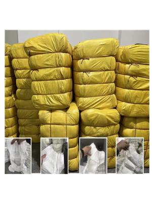 China 620000 Peças de fraldas comprimidas de classe B em balas para todos os tamanhos à venda