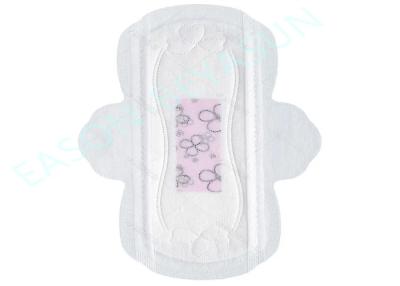 China Dry Care Ladies Sanitary Napkins With Our White / Pink Menstrual Pads Say Goodbye To Discomfort for sale