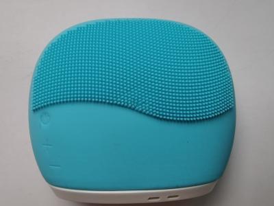 China Limpeza facial eletrônica de silicone à venda