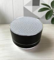 China Mini Portable Bluetooth Speaker 5.0 Wireless Loudspeaker 69x69x42mm 135g for sale