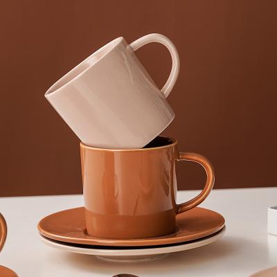 Cina Tazza di caffè in porcellana europea di lusso per occasione in vendita