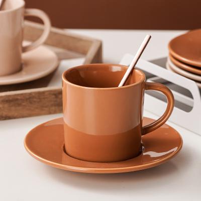 Cina Tazza di caffè in porcellana europea di lusso per occasione in vendita