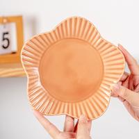 China Porcelain Ceramic Type 2023 Christmas Decorations Dinnerware Set With Plant Pattern for sale