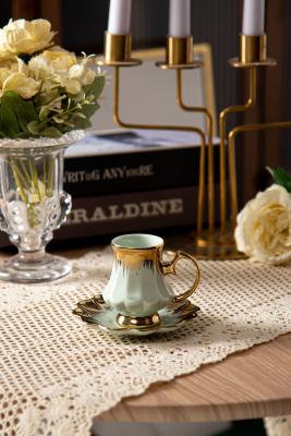 Cina 90ml Volume Luxury Ceramic Cup Saucer Set Caffè E Tè 6 Pcs Stile Retro Design in vendita