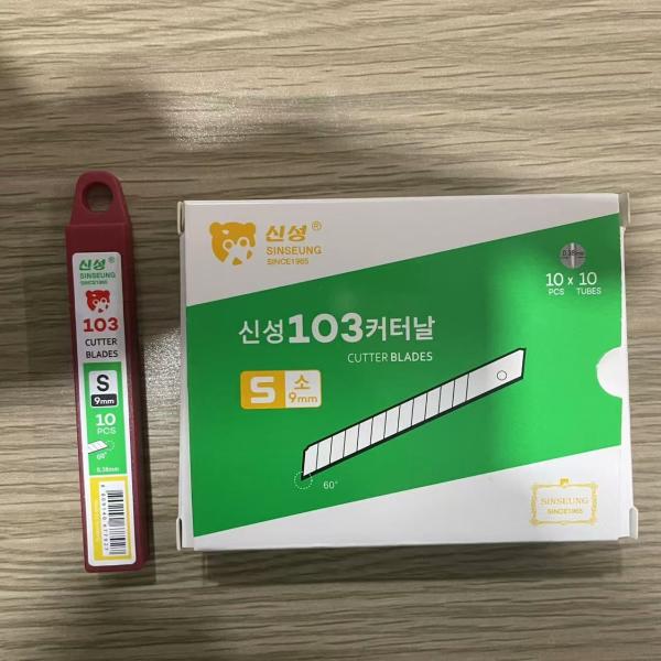 Quality 86mm Length 9mm Cutter safety knives retractable blade With 0.38 Mm Blade Thickness And Replacement Blades Included for sale