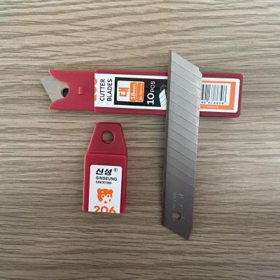 Cina La lama è di colore argento 18 mm. La lama è fatta di acciaio ad alto tenore di carbonio SK2 con angolo di 60° in vendita