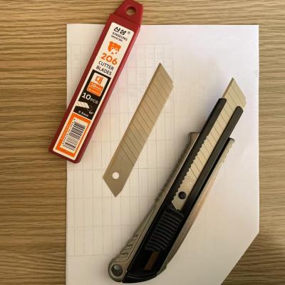 Cina Lame da taglio da 18 mm progettate per la precisione e la versatilità nel taglio in vendita