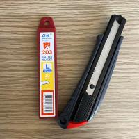 China Precision Durability 18mm Snap Off Blades Bulk 8 Segments For Crafting Professionals for sale