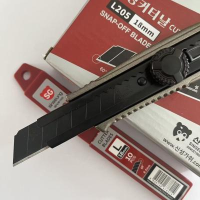 China 0.5mm Thickness 18mm Cutter Blades with 60° Cutting Angle and Rust-resistant Coating for Precision Cutting for sale
