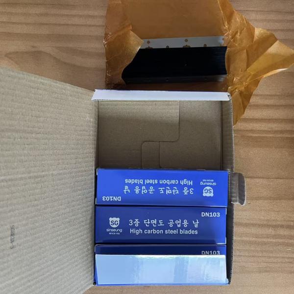 Quality 2 Lines Cutter Blades Providing 39mm Segment Length and 19mm Width Engineered for Long Lasting Cutting Performance for sale