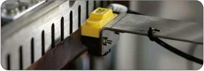 China Revestimiento automático Máquina de embalaje de encogida de sellado de bordes totalmente automática en venta