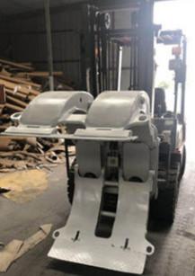 China Braço longo 813mm de 2 Ton Forklift Paper Roll Clamp à venda
