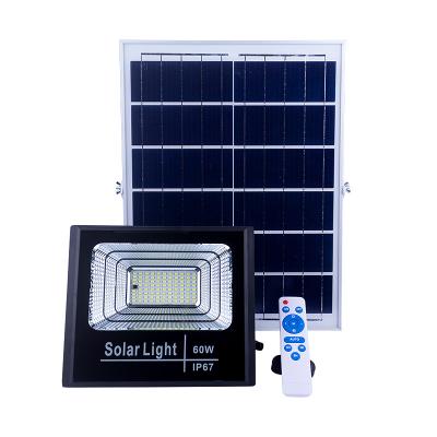 Cina Modo luminoso completo all'aperto alimentato solare delle luci di sala 6000mAh di IP67 8000k in vendita
