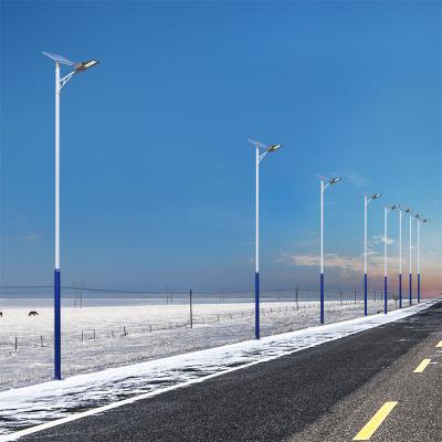 Cina L'iluminazione pubblica solare 100W 120W ha condotto IP65 l'iluminazione pubblica solare impermeabile all'aperto tutto in un prezzo in vendita